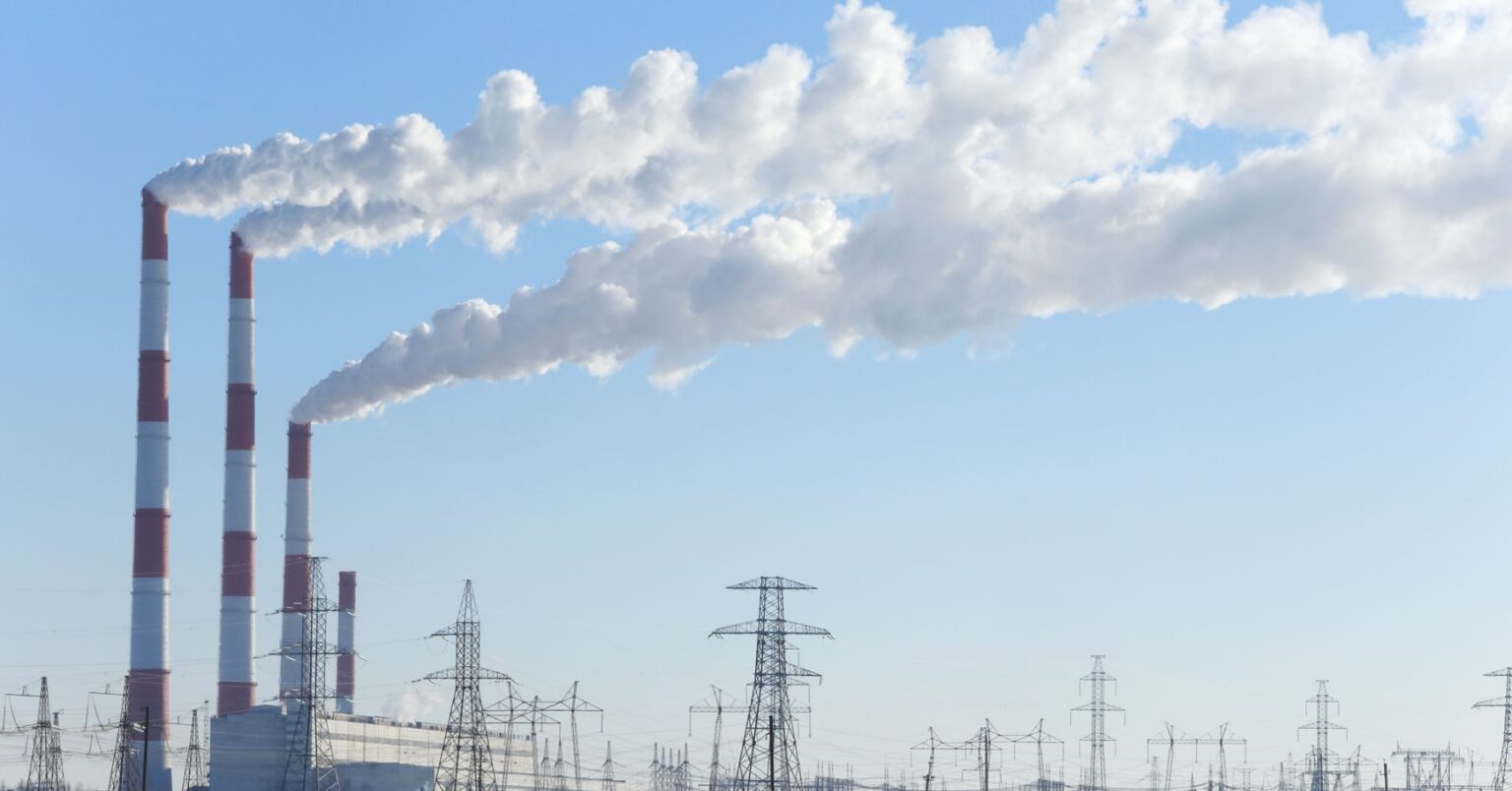 Jak funguje domácí fotovoltaická elektrárna (FVE)? [vysvětleno] - Energetiko.cz